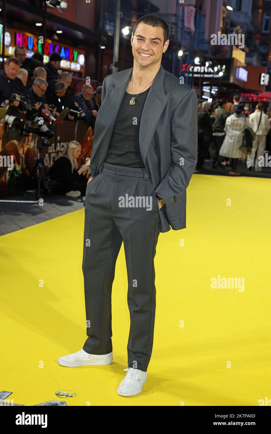 Noah Centineo bei der UK-Premiere von Black Adam am Cineworld Leicester ...