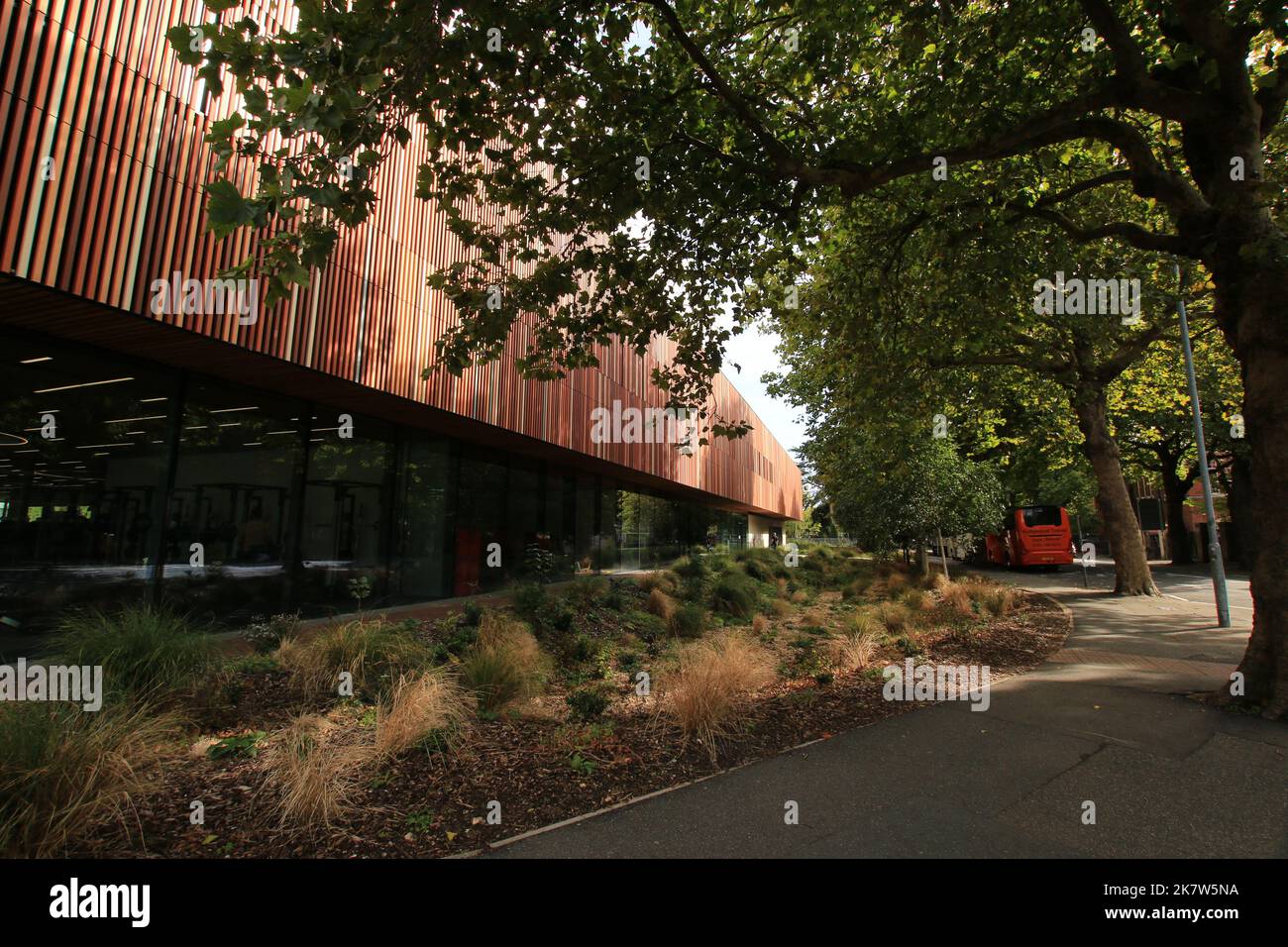 Uop sportzentrum -Fotos und -Bildmaterial in hoher Auflösung – Alamy