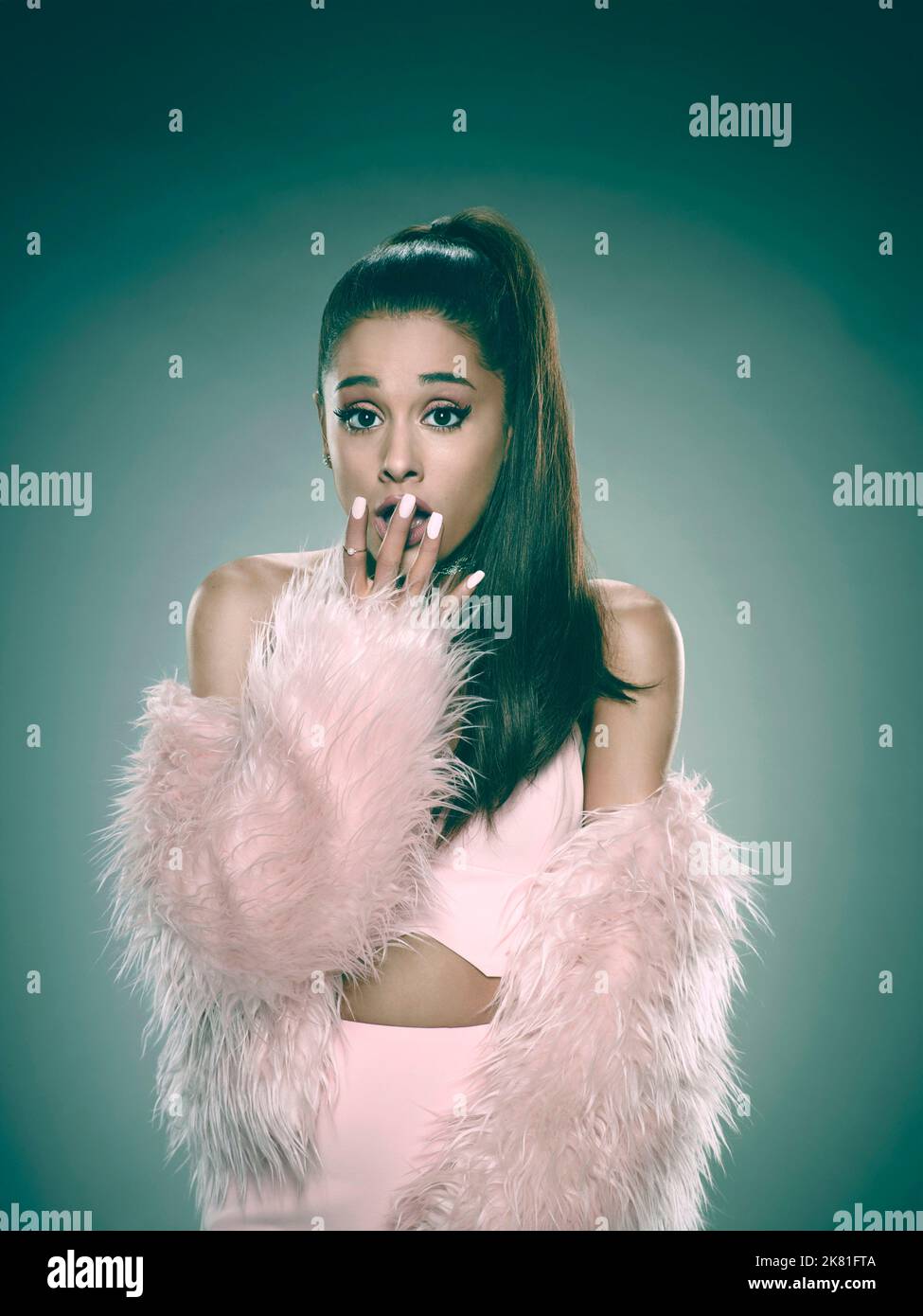 Ariana grande porträt -Fotos und -Bildmaterial in hoher Auflösung – Alamy