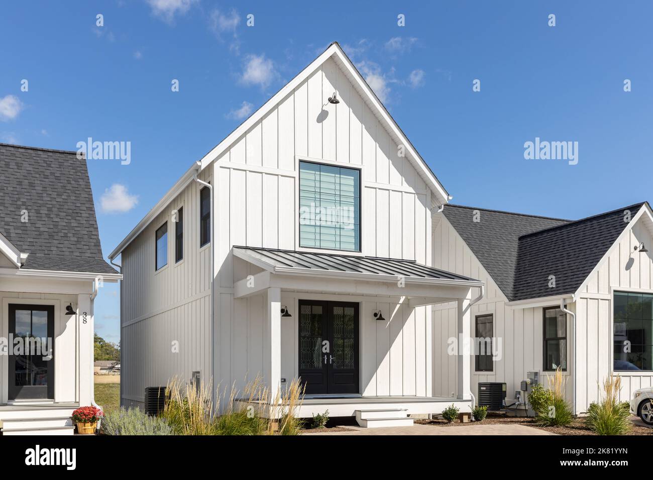 Vertical siding -Fotos und -Bildmaterial in hoher Auflösung – Alamy