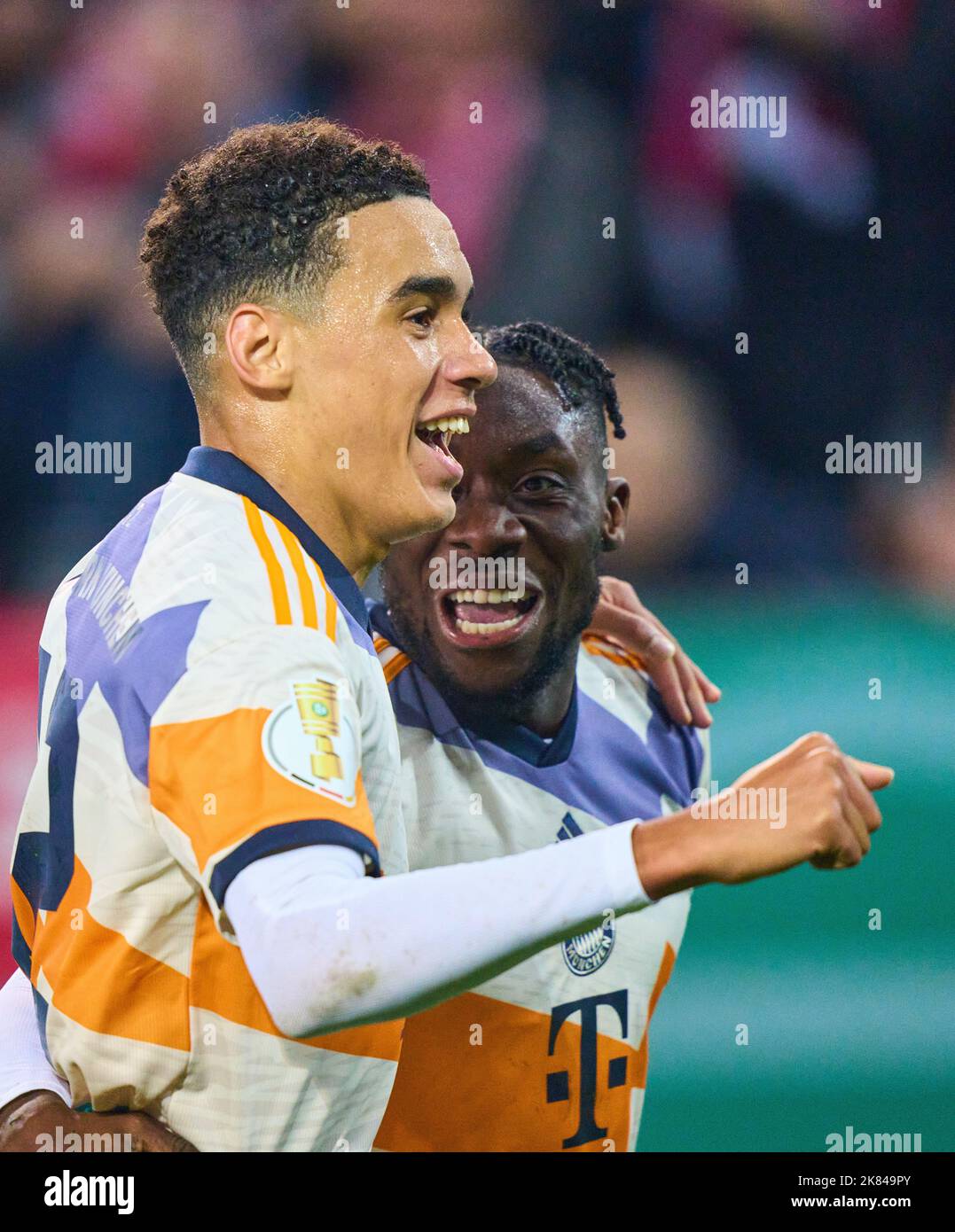 Jamal MUSIALA, FCB 42 feiert sein Tor, glücklich, lachen, feiern, 2-5 ...