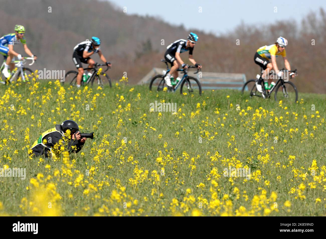 Etappe 3 der Tour of Romandy, Schweiz, Team Sky Procycling Fahrt durch ...