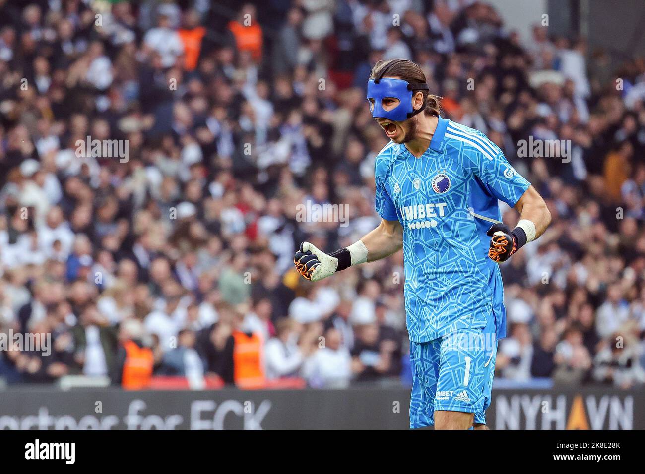 Kopenhagen, Dänemark. 22. Oktober 2022. Torwart Kamil Grabara (1) vom ...