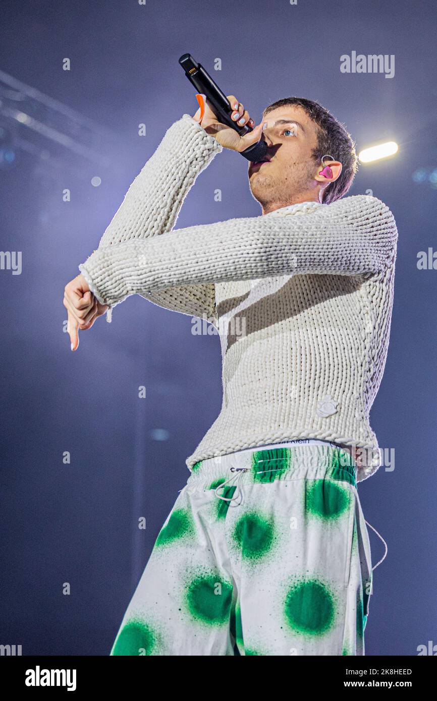 Mailand Italien 23. Oktober 2022 Sangiovanni - Cadere Volare Tour ...