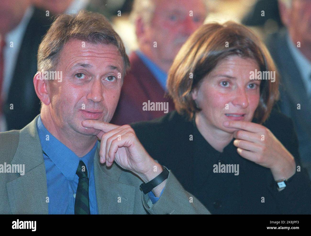 Mona juul und terje rod larsen foto -Fotos und -Bildmaterial in hoher ...