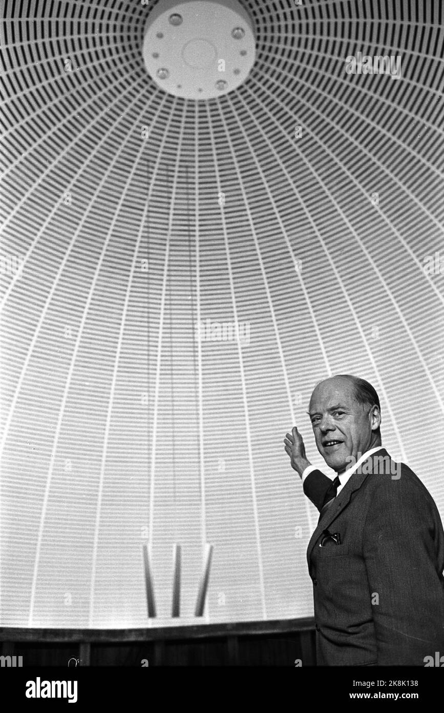 Oslo 19640610: Das Coliseum-Kino wird nach dem Brand bald wieder ...