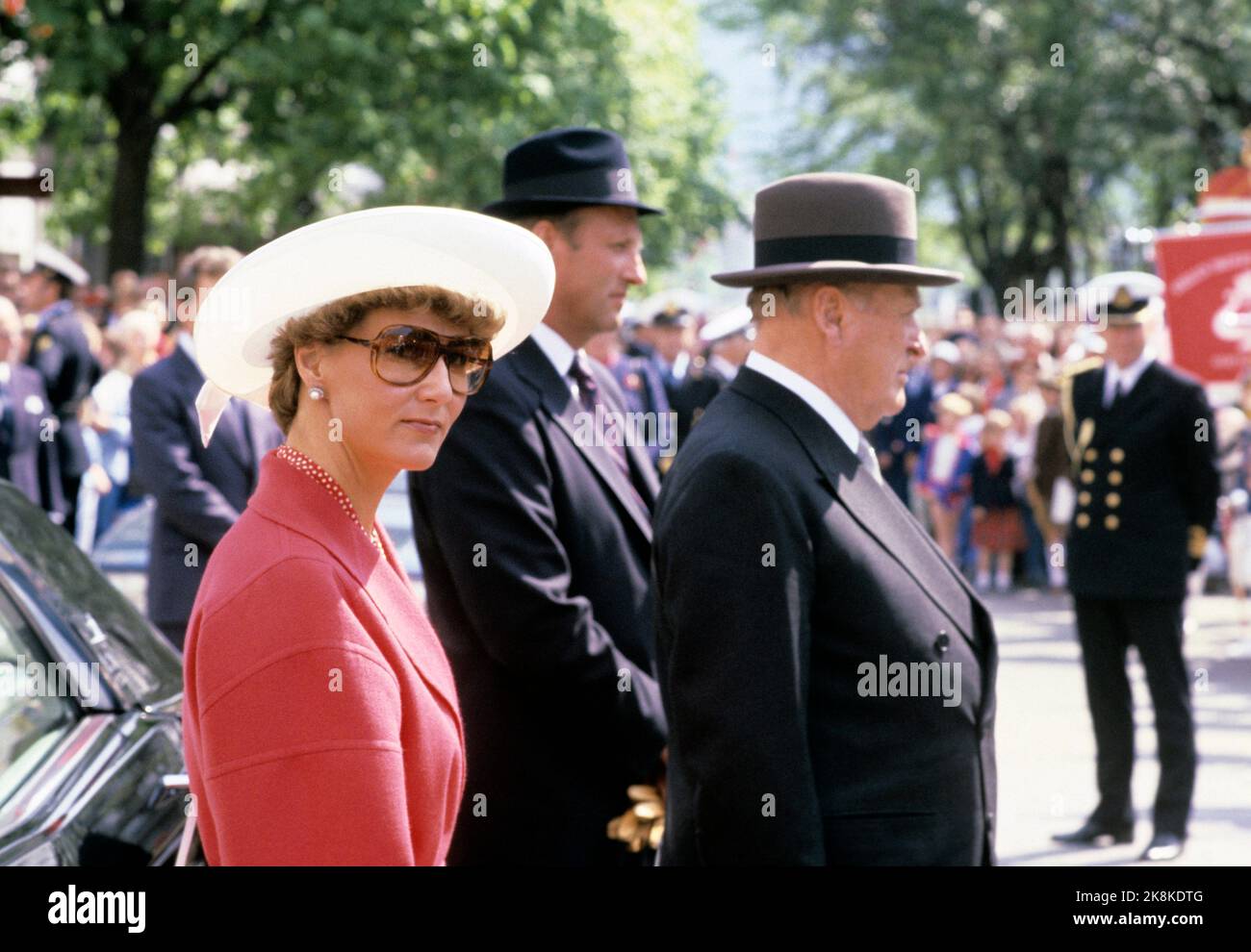 Bergen 1981 kronprinzessin sonja -Fotos und -Bildmaterial in hoher Auflösung – Alamy