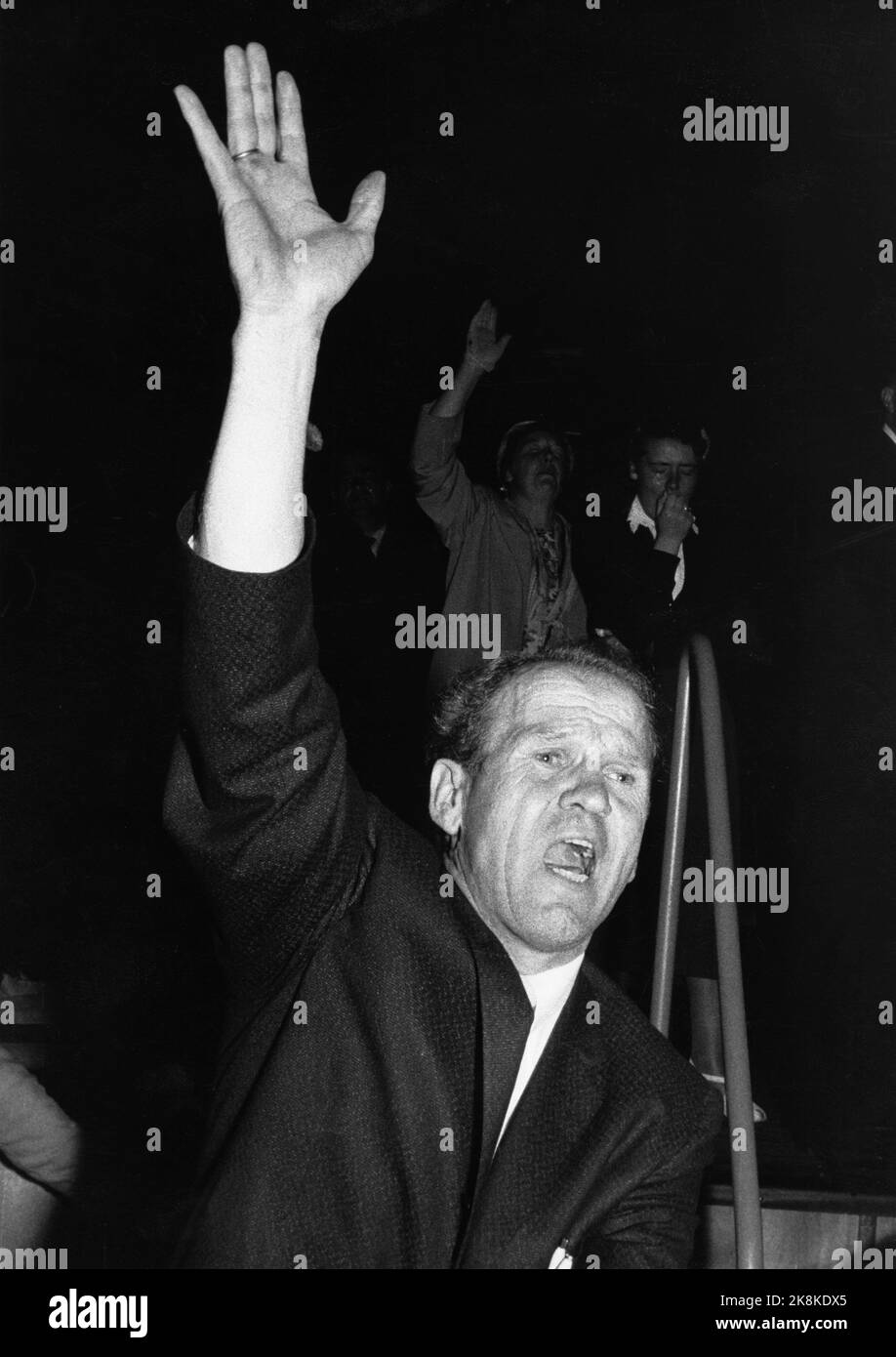 Passiert, wenn prediger aage samuelsen spricht -Fotos und -Bildmaterial ...