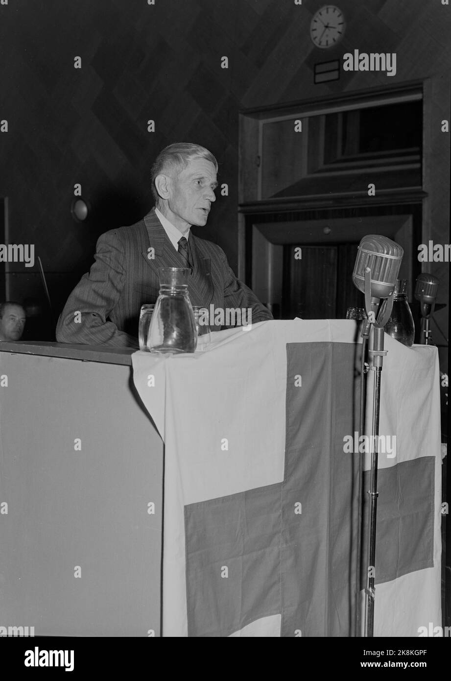 Oslo 19500909 die Rote-Kreuz-Woche beginnt im großen Studio der Sendung ...