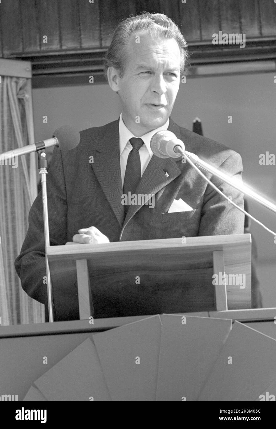 Oslo - Lillehammer, September 1969. Wahlkampf auf Skinner - vgs wählte ...