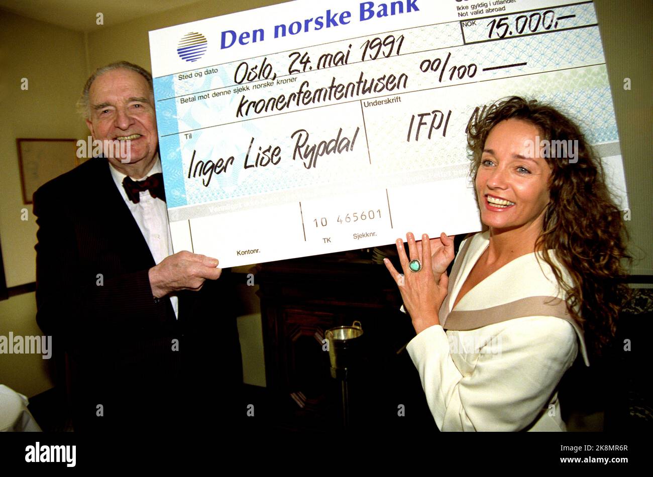 000 hier mit jens book jensen foto -Fotos und -Bildmaterial in hoher ...