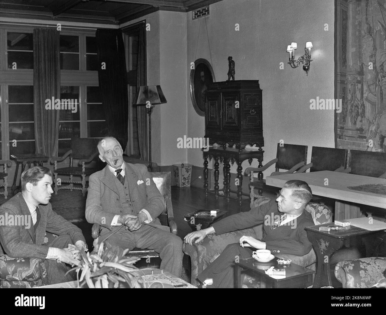 Asker 19410115 Norwegen im Zweiten Weltkrieg: Der Autor Knut Hamsun (in ...