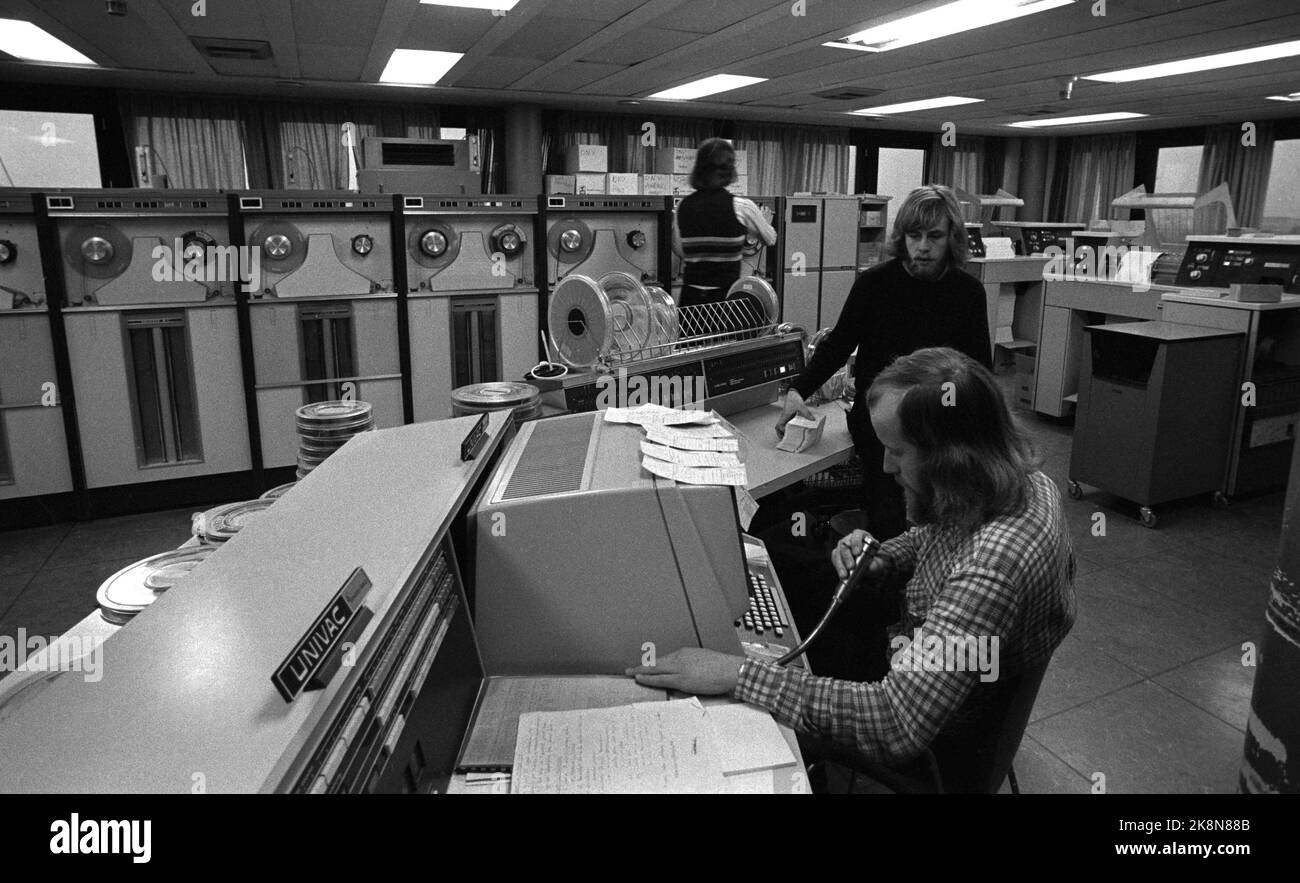 1974 computer -Fotos und -Bildmaterial in hoher Auflösung – Alamy