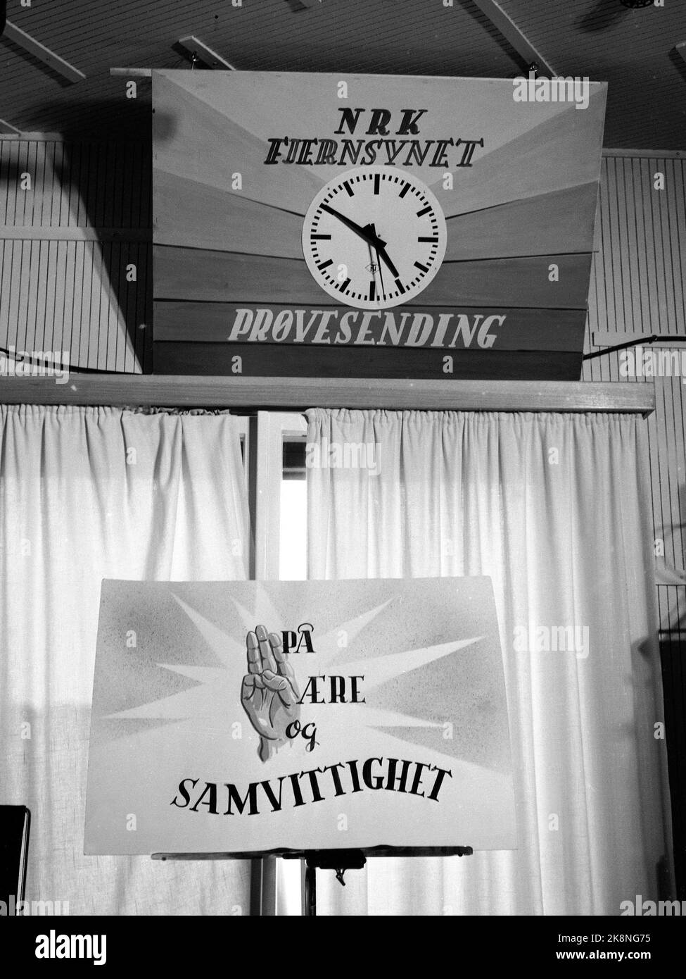 Im nrk fernsehen -Fotos und -Bildmaterial in hoher Auflösung – Alamy