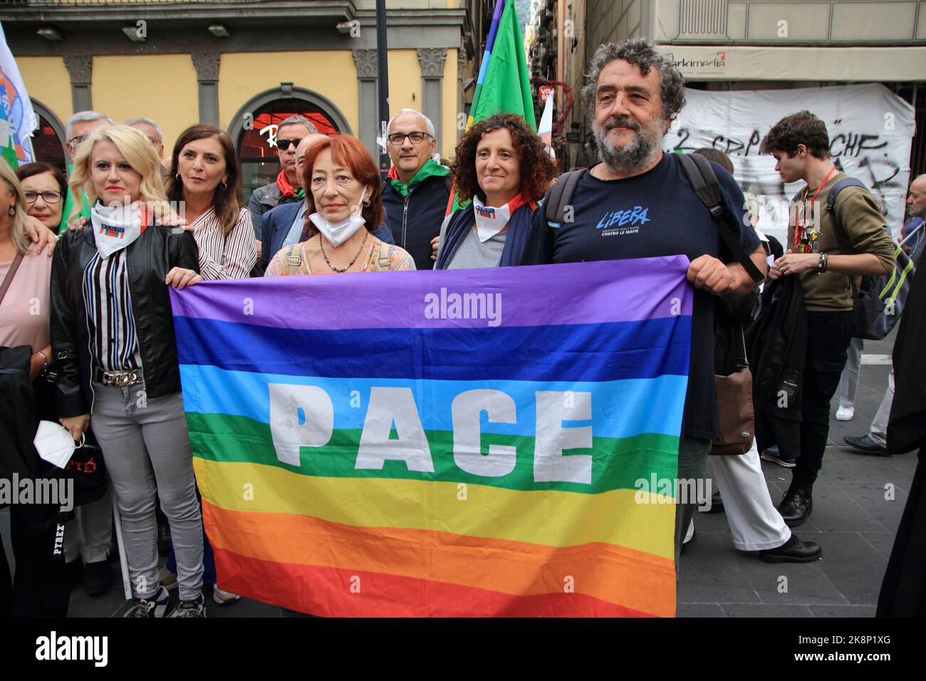 Protest gegen den Krieg zwischen Russland und der Ukraine. Menschen ...