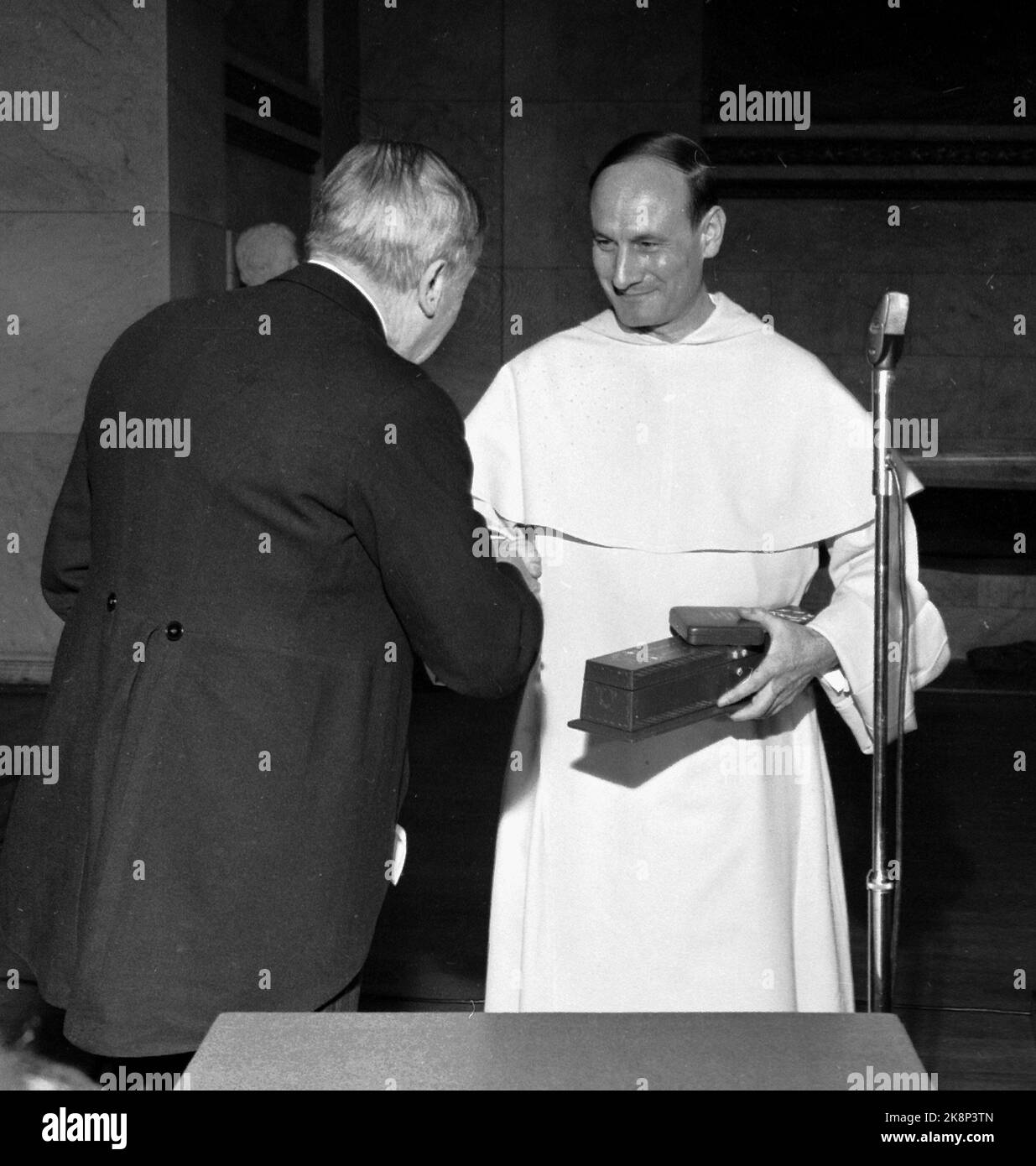 Nobel prize 1958 -Fotos und -Bildmaterial in hoher Auflösung – Alamy