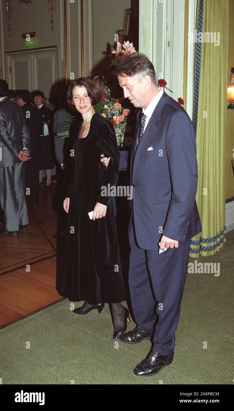 Mona juul und terje rod larsen foto -Fotos und -Bildmaterial in hoher ...