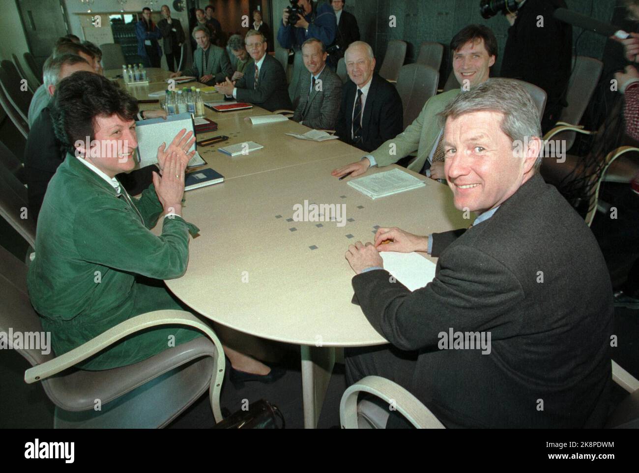 Premierministerin hill martha solberg -Fotos und -Bildmaterial in hoher ...
