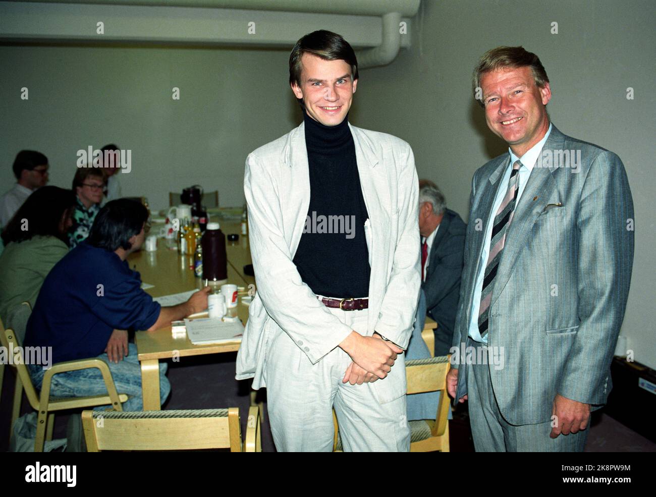Oslo 19890827: Tor Mikkel Wara (v.) und Carl I. Hagen fotografierten ...