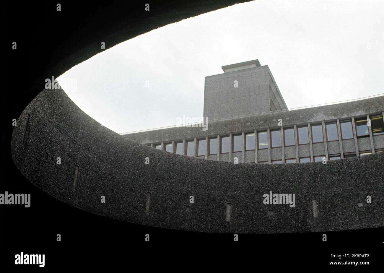 1974 hier der hohe block h block im hintergrund -Fotos und ...