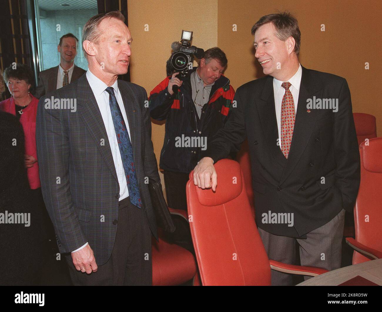 Helge hansen ntb politische parteien -Fotos und -Bildmaterial in hoher ...