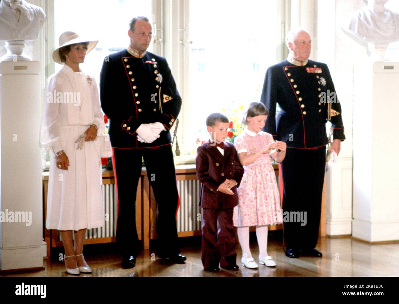 Oslo 19780702. König Olav 75 Jahre. Hier vom Empfang im Storting (f ...