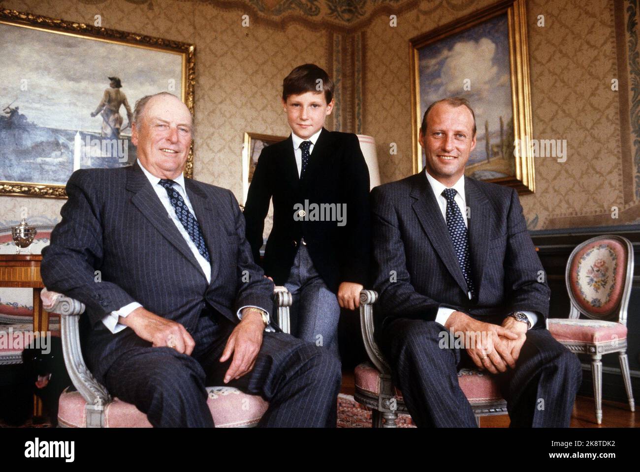 King olav und prinz haakon magnus foto -Fotos und -Bildmaterial in ...