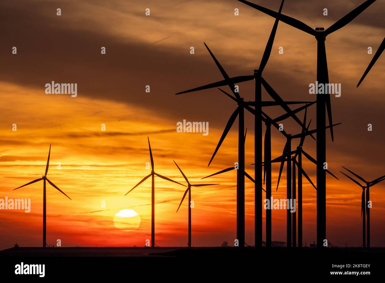 Onshore kraftwerk -Fotos und -Bildmaterial in hoher Auflösung – Alamy