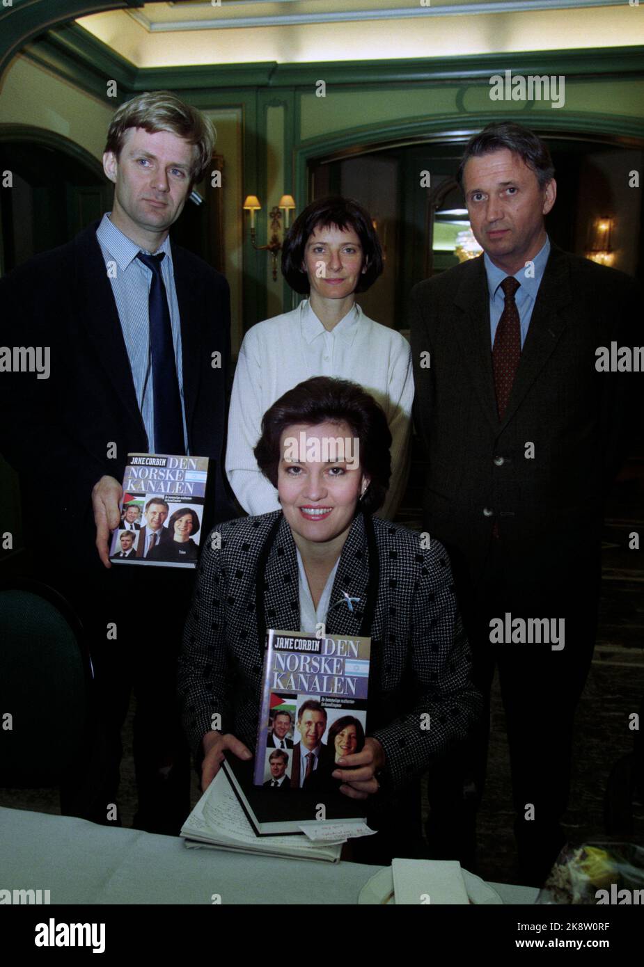 Mona juul und terje rod larsen foto -Fotos und -Bildmaterial in hoher ...