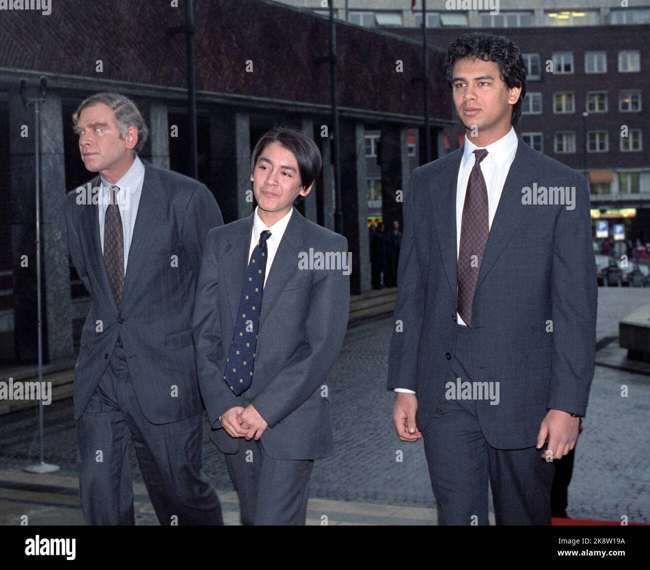 Aung familie -Fotos und -Bildmaterial in hoher Auflösung – Alamy