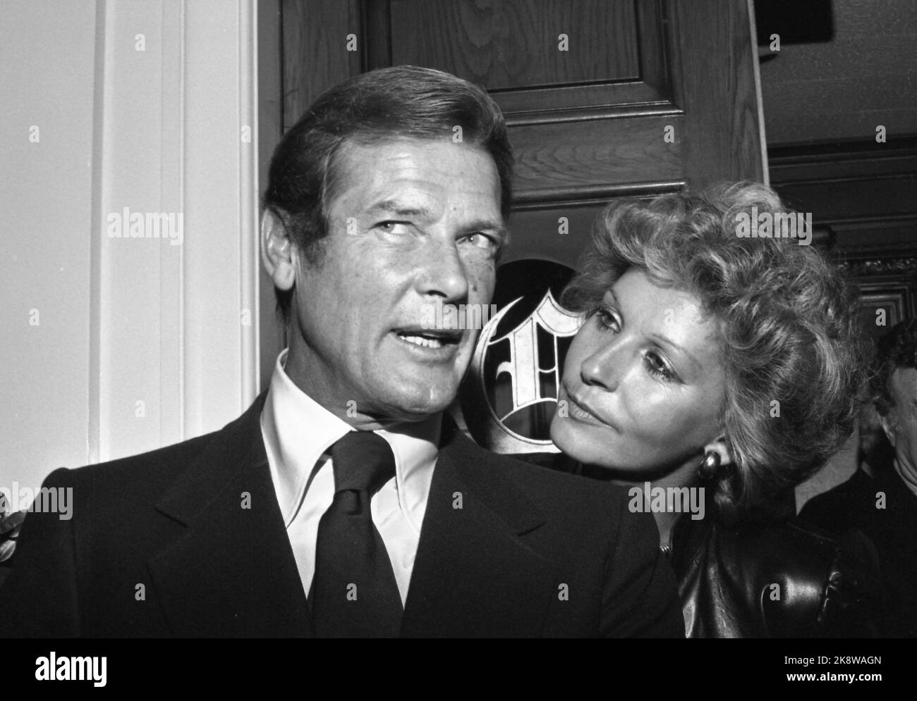 Roger Moore und Frau Luisa Mattioli um die 1980er Jahre Credit: Ralph ...