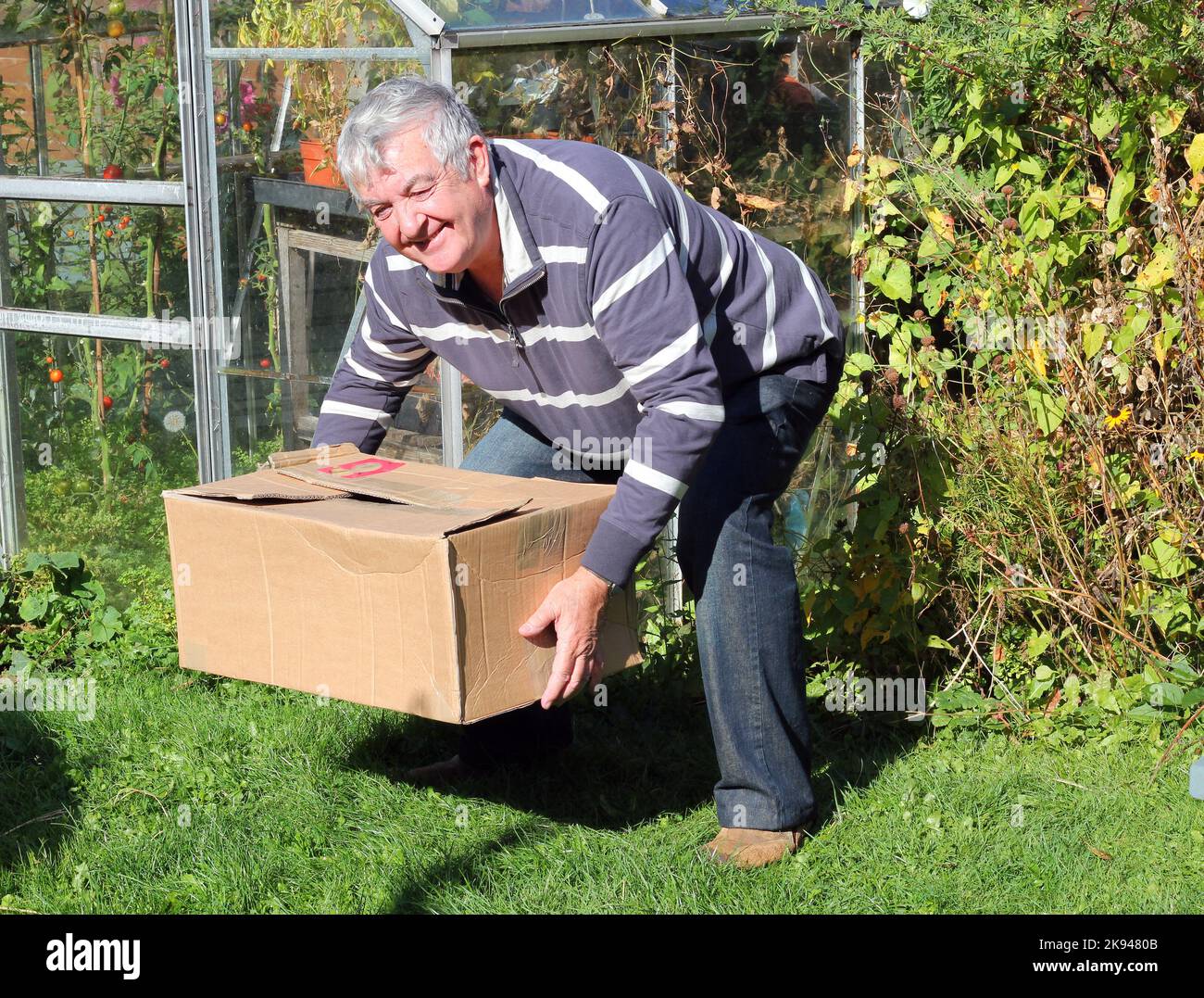 Richtig heben -Fotos und -Bildmaterial in hoher Auflösung – Alamy