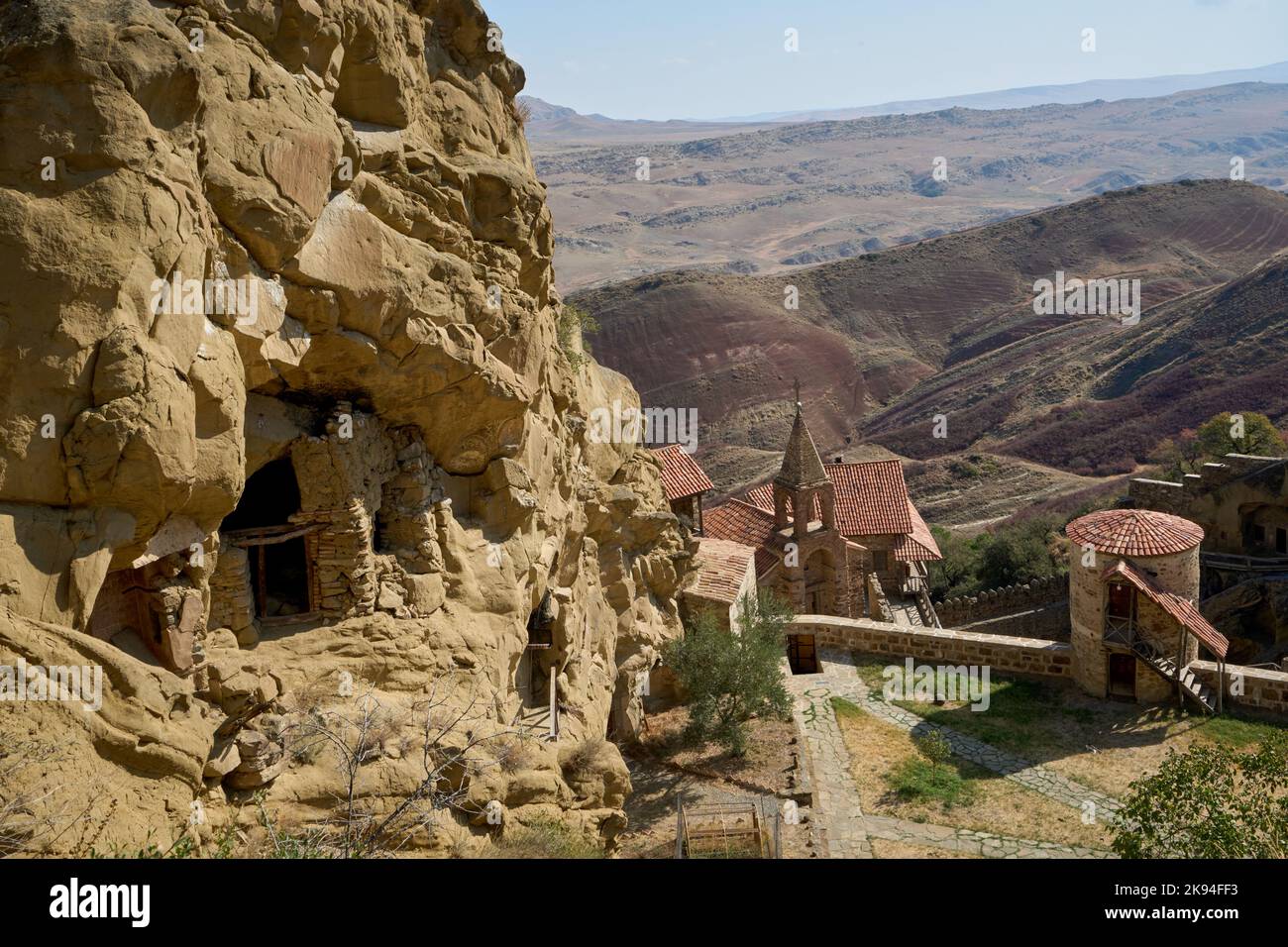 Höhlenkloster und Klosteranlage Dawit Garedscha, David Gareja, am Berg ...