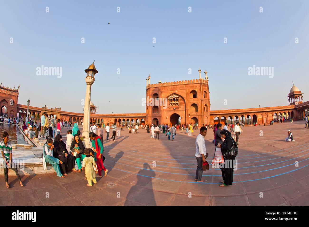 DELHI, INDIEN - 8. NOVEMBER: Am 8,2011. November ruht eine Gruppe von ...