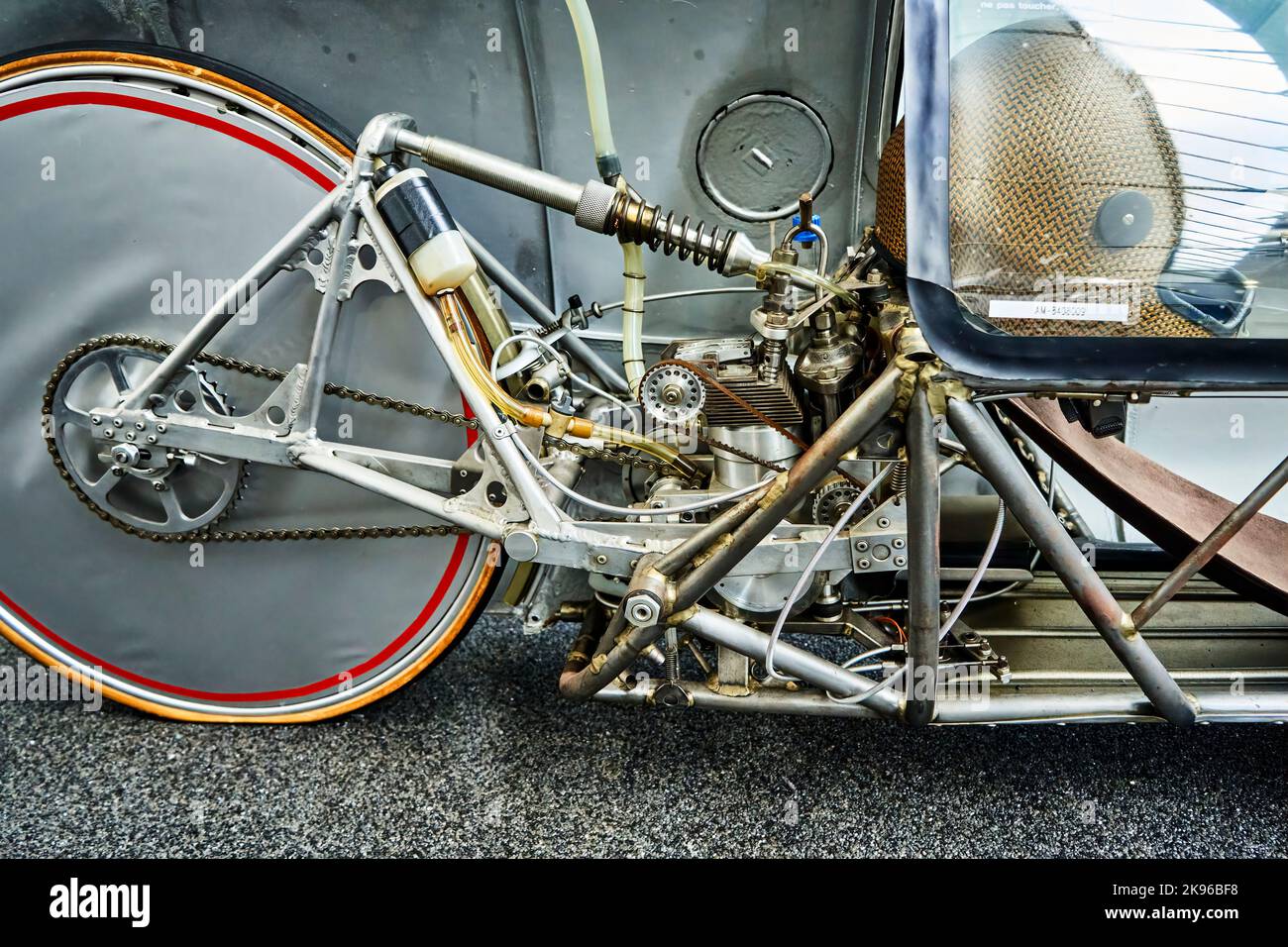 Shell motor kilometer marathon -Fotos und -Bildmaterial in hoher ...