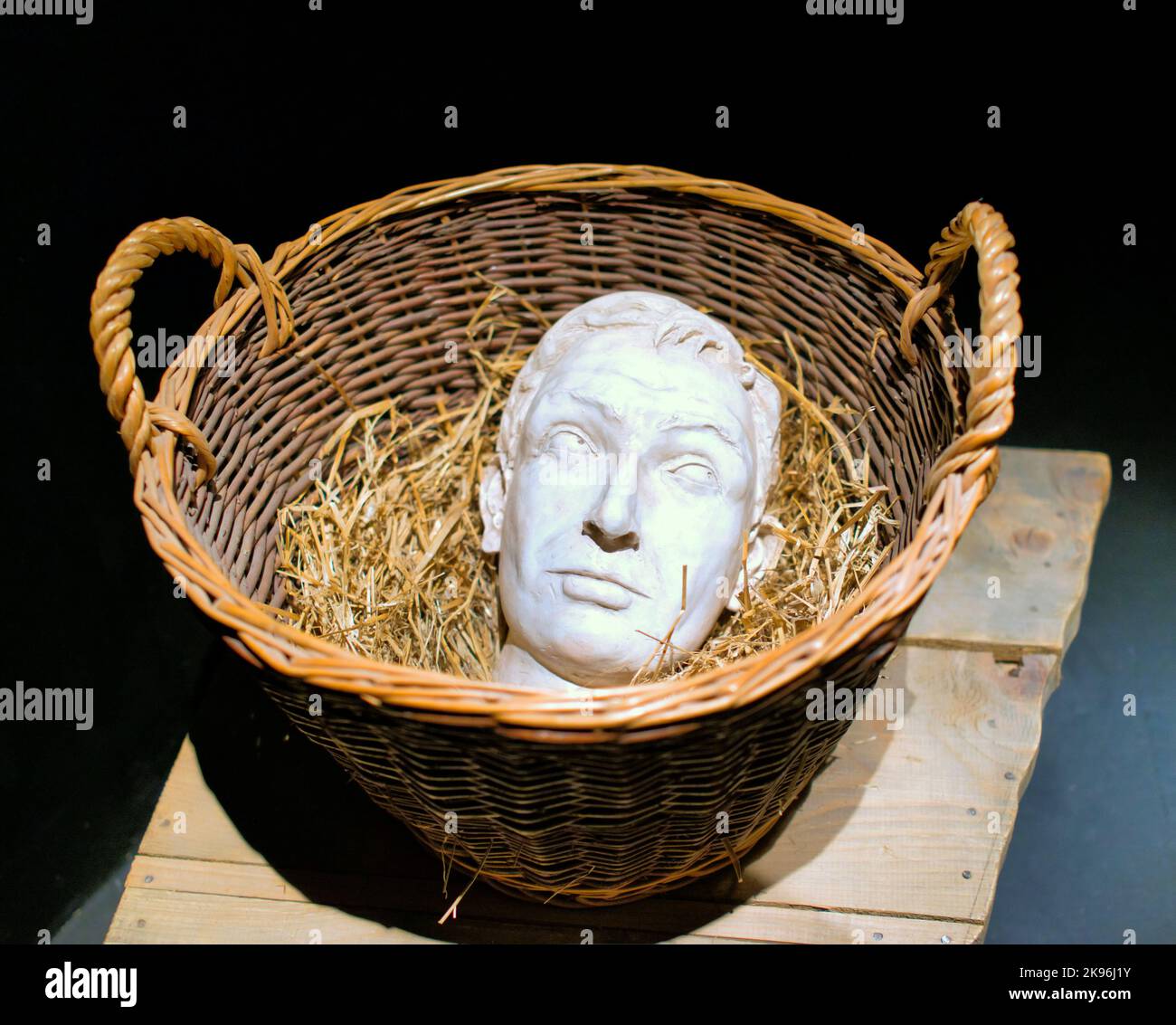 Art critic -Fotos und -Bildmaterial in hoher Auflösung – Alamy