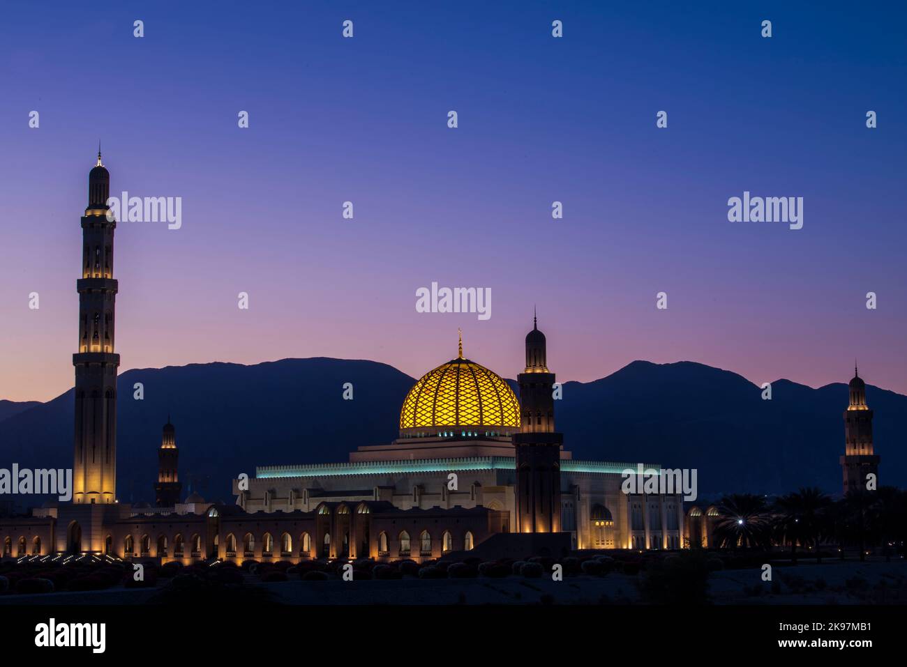 Maskat , Oman-September, 16,2022 : die Sultan-Qaboos-Moschee ist die ...