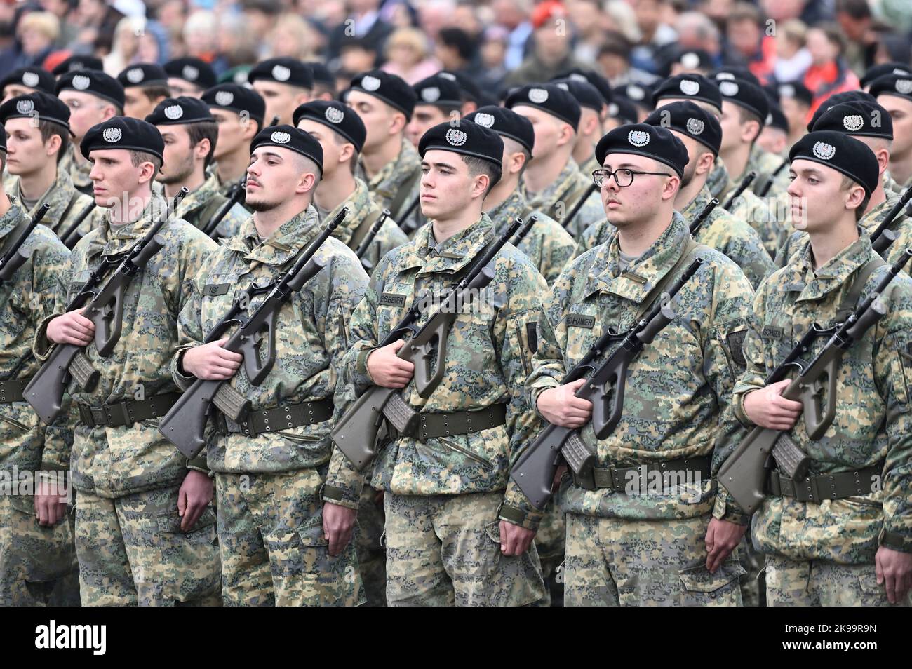 Wien, Österreich. 26. Okt 2022. Österreichischer Nationalfeiertag 2022 in Wien am Heldenplatz ...