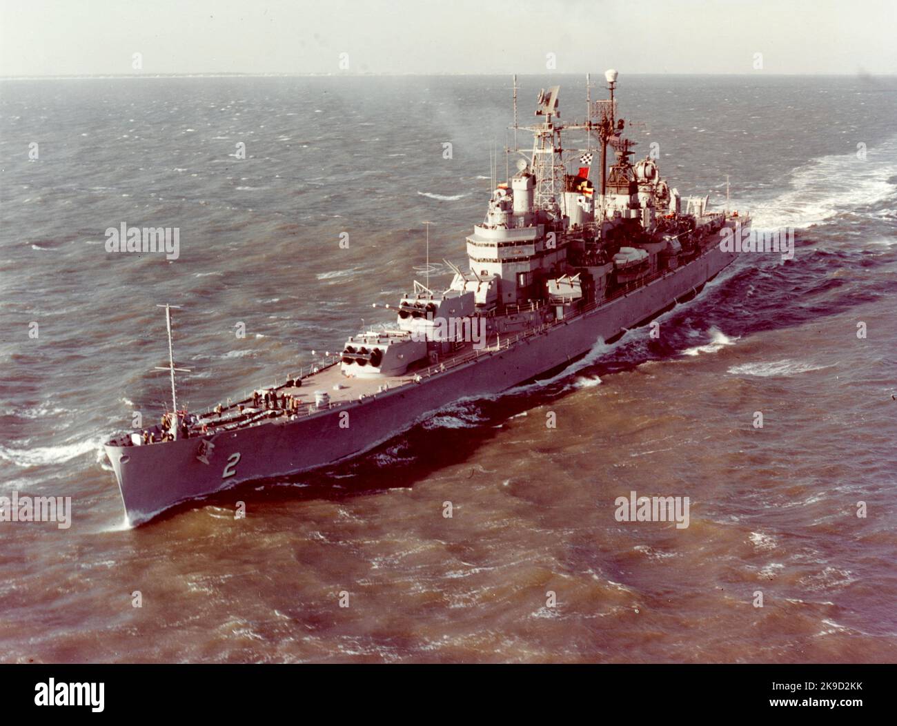 Am 9. Januar 1961 ist der US-Navy-Raketenkreuzer USS Canberra (CAG-2 ...