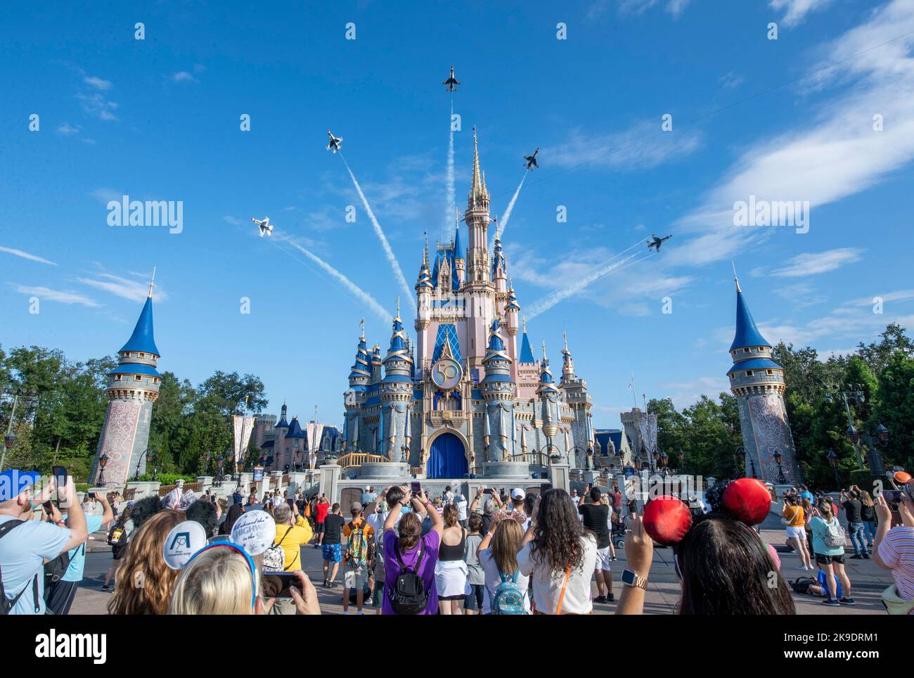 Das United States Air Force Air Demonstration Squadron, bekannt als die ...