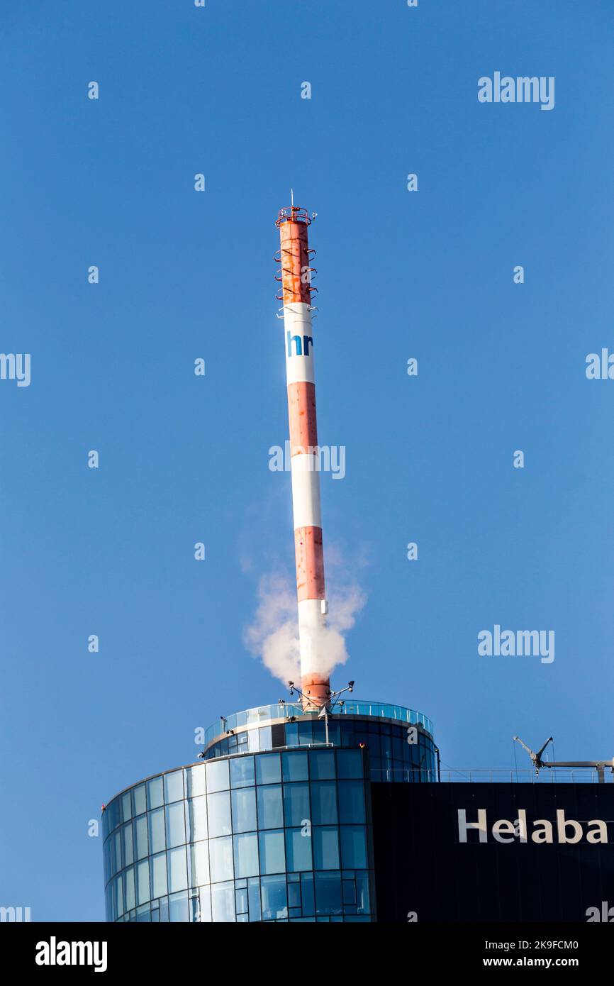 FRANKFURT, DEUTSCHLAND - 28. FEB 2015: Top of the Main Tower ...