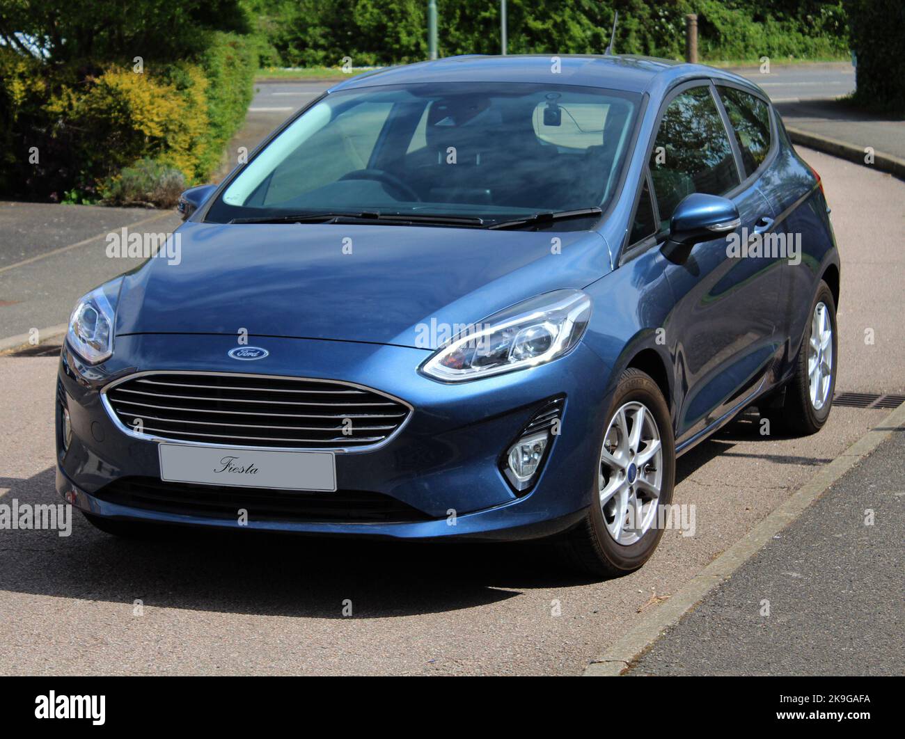 Blauer Ford Fiestanull