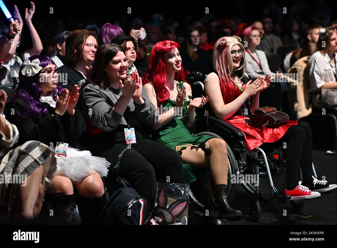 Cosplay lippensynchronisationsschlacht -Fotos und -Bildmaterial in ...