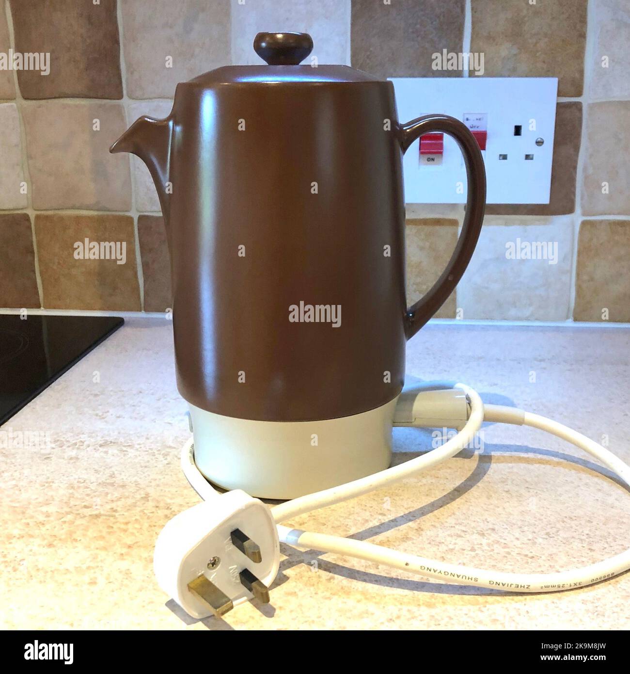 Russell hobbs electric coffee percolator -Fotos und -Bildmaterial in ...