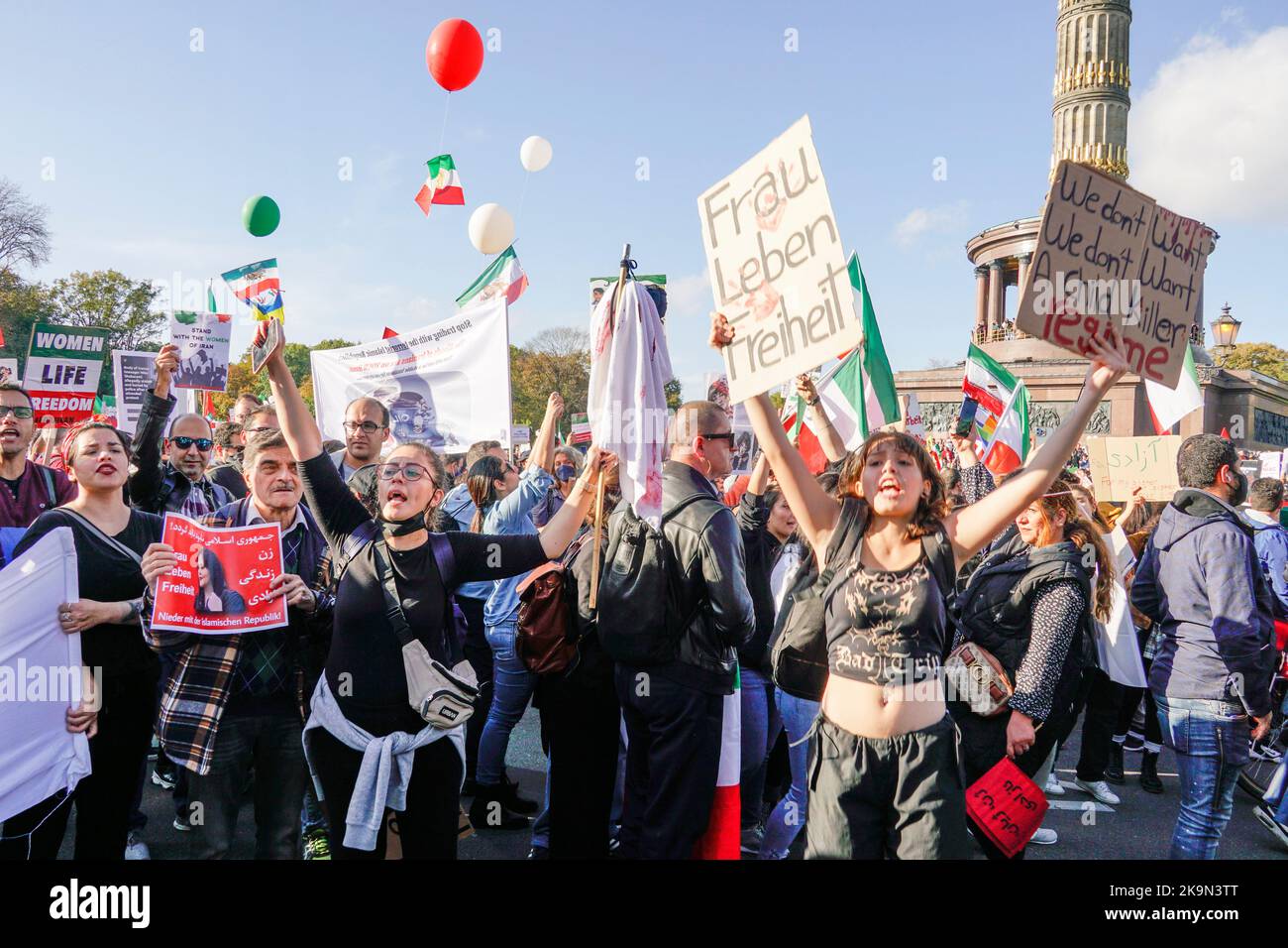Großdemo gegen das Regime der Mullahs im Iran. Auslösende der ...