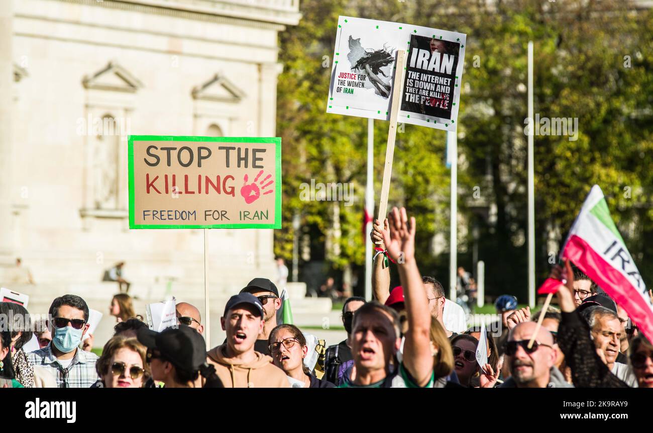München, Bayern, Deutschland. 29. Oktober 2022. Iraner der Stadt ...