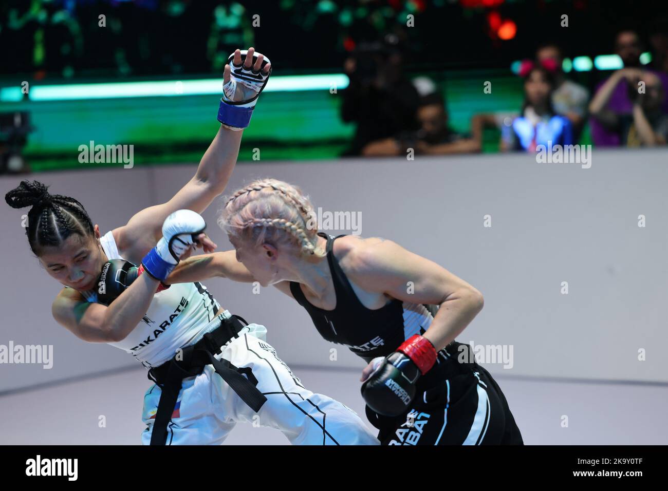 Karate fotograf -Fotos und -Bildmaterial in hoher Auflösung – Alamy