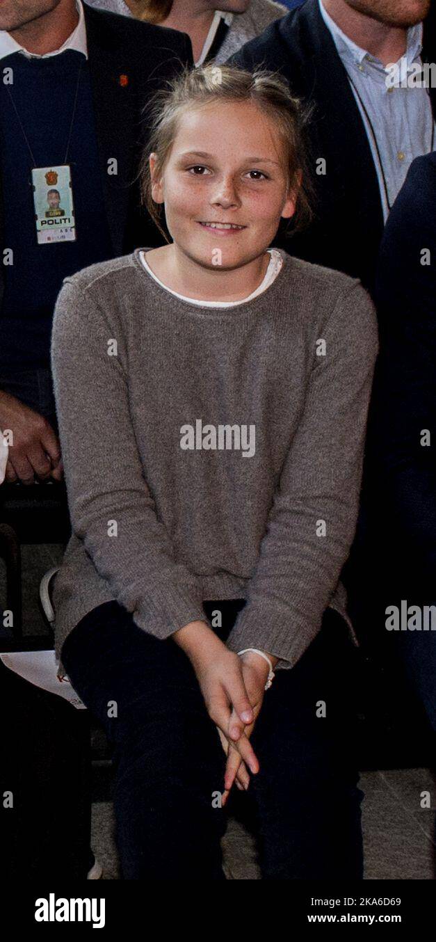 Norwegen, Stiklestad 20150724: Kronprinz Haakon und Kronprinzessin ...