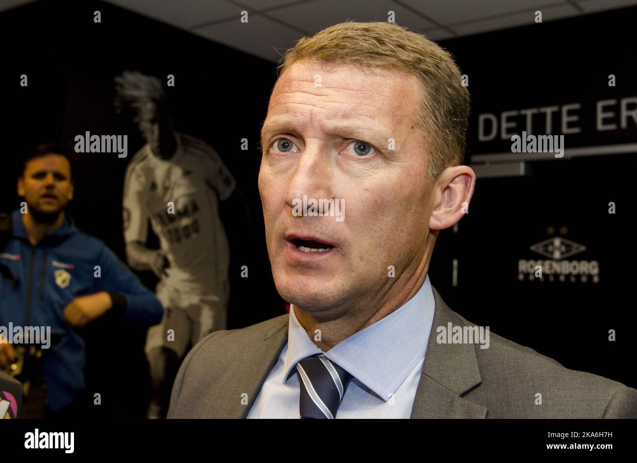 Das endete 3 3 foto -Fotos und -Bildmaterial in hoher Auflösung – Alamy