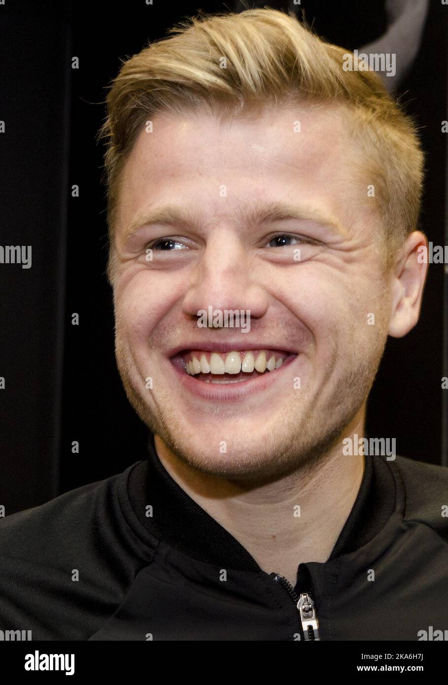 Das endete 3 3 foto -Fotos und -Bildmaterial in hoher Auflösung – Alamy